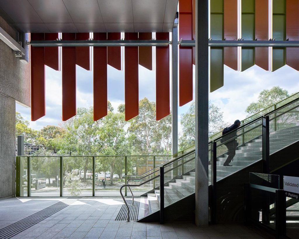 Rosanna Station - Casello