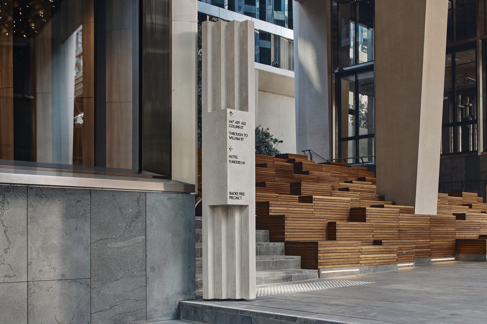 Collins Arch - Casello